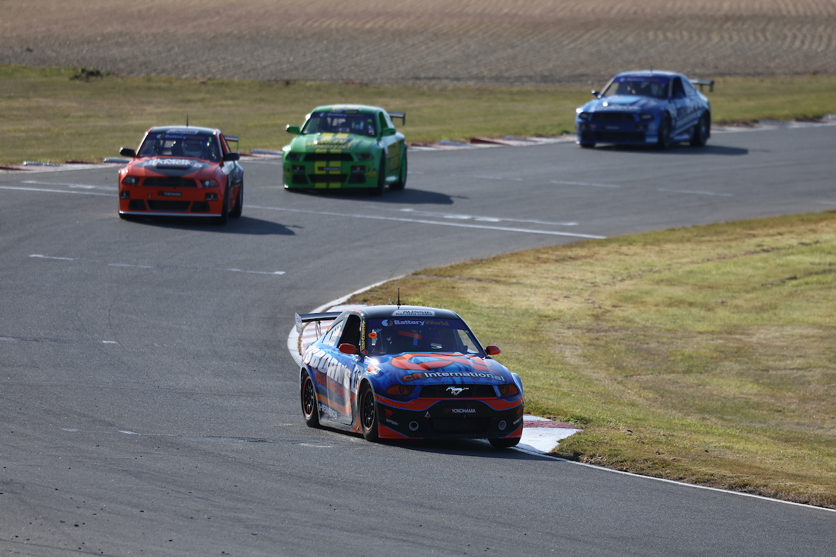 news: Heinrich converts pole to Race 1 Aussie Racing Cars win ...