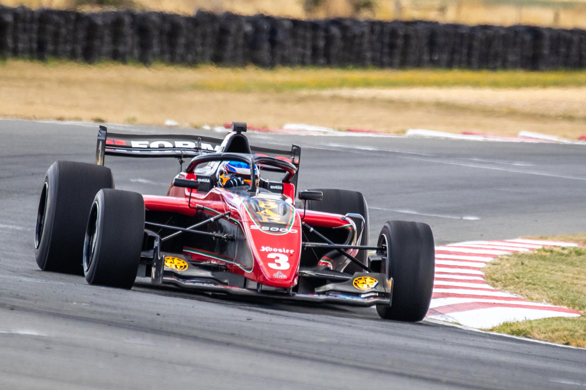 news: Off-road reveal for Slade Freightliner Commodore - Speedcafe.com