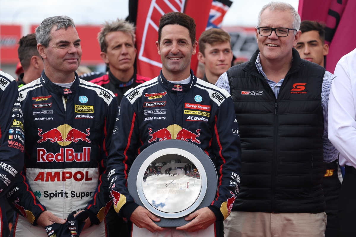 news: Whincup inducted into Supercars Hall of Fame - Speedcafe.com