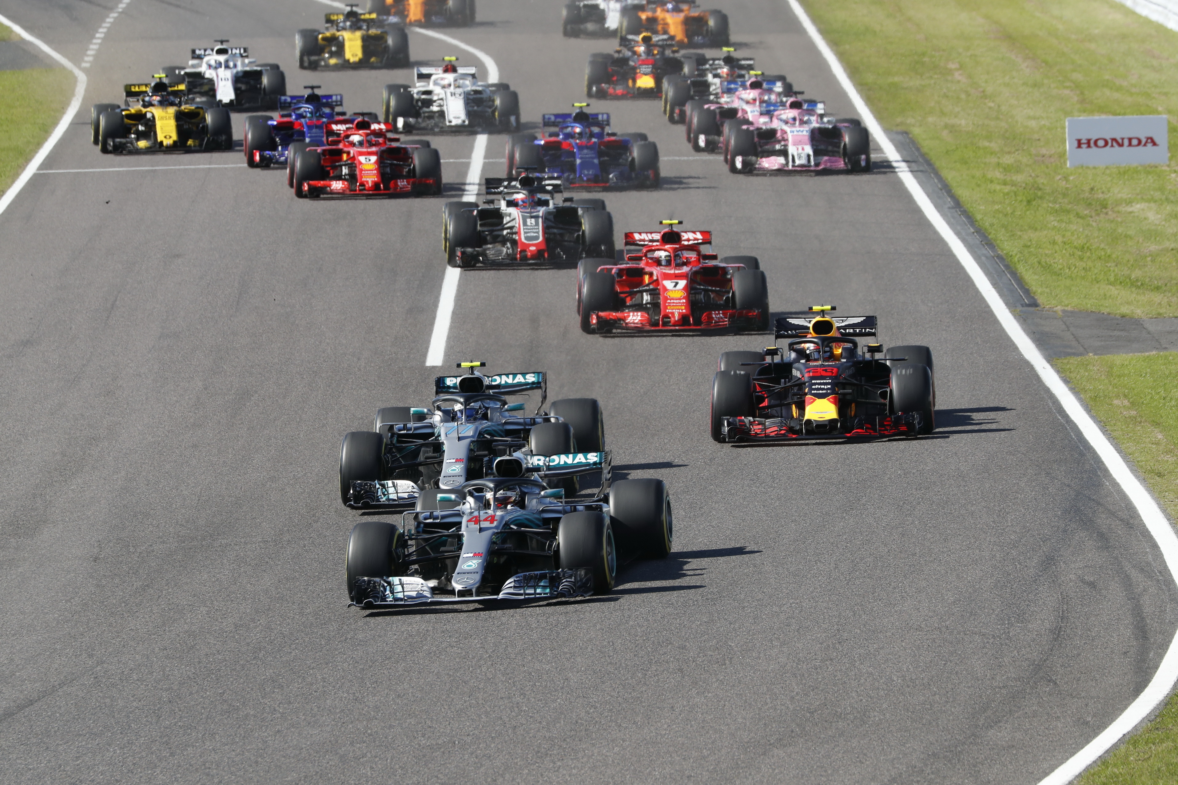 news: Formula 1 set to award fastest lap point in 2019 - Speedcafe.com
