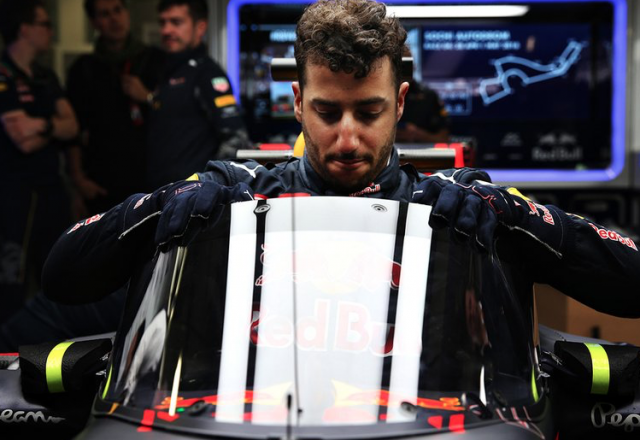 news: Ricciardo to test Red Bull 'aeroscreen' device - Speedcafe.com