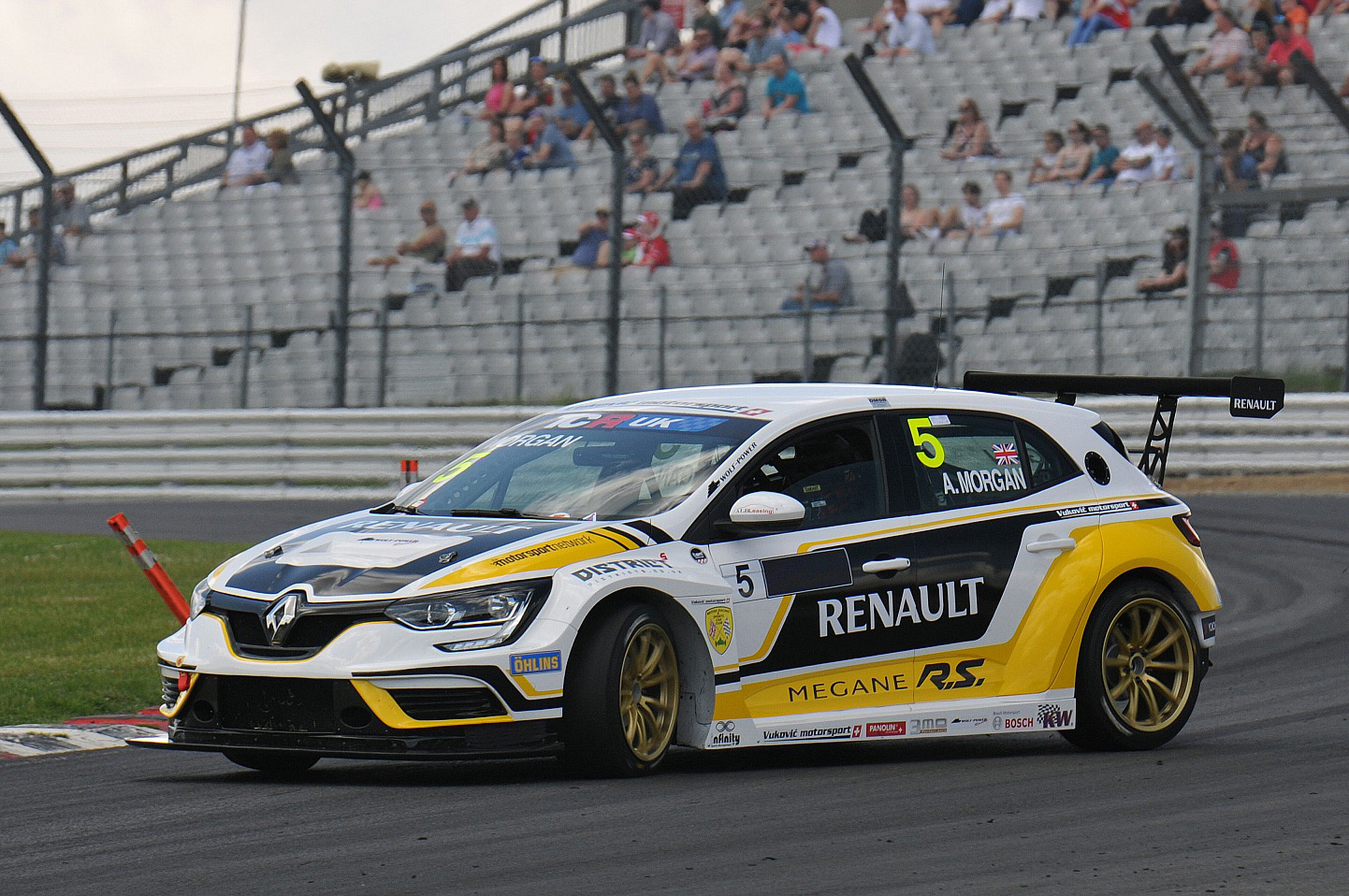 news: Moffat rejoins GRM for Renault TCR assault - Speedcafe.com