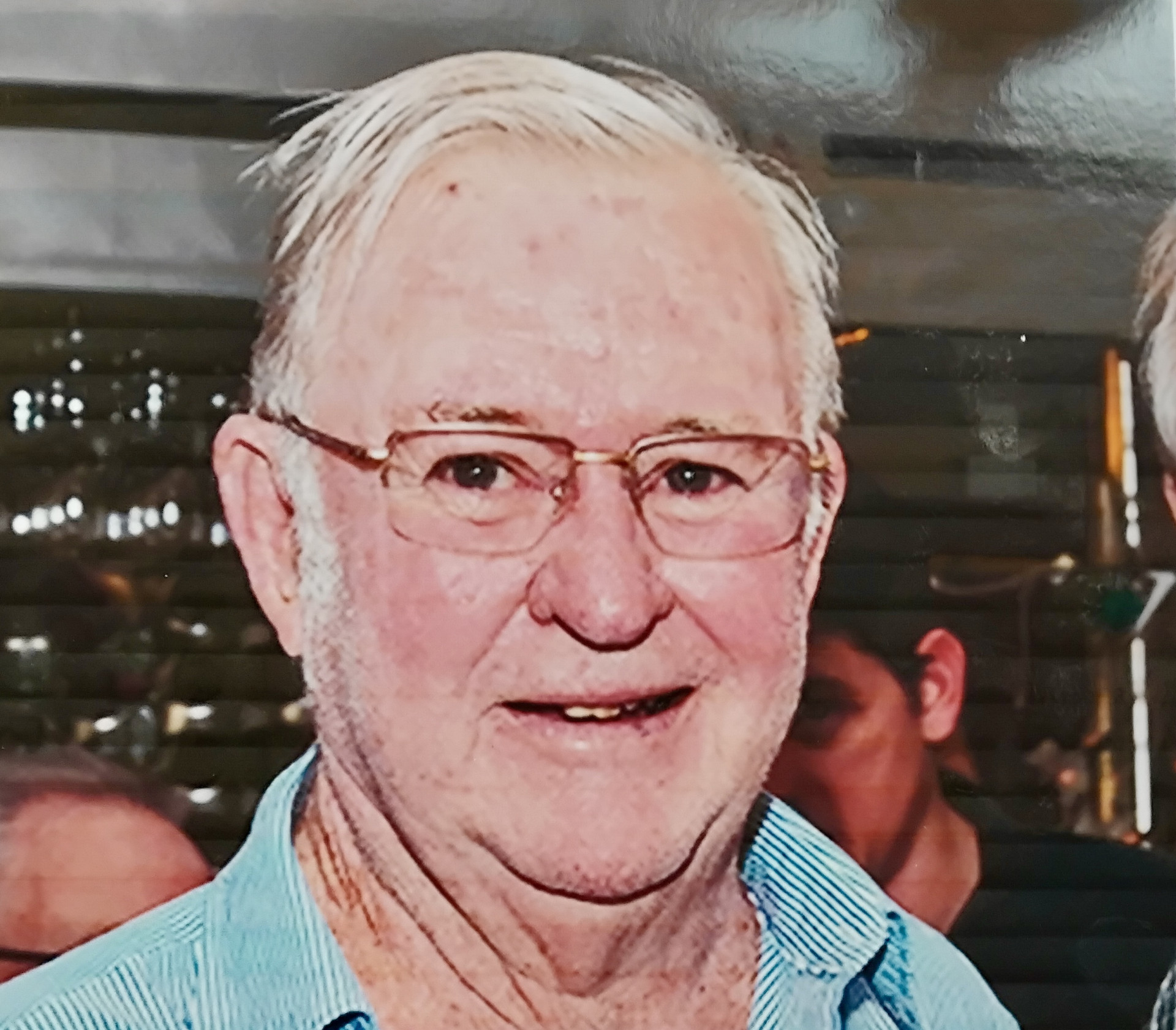 General news: Queensland promoter David Harding dies after a fall ...