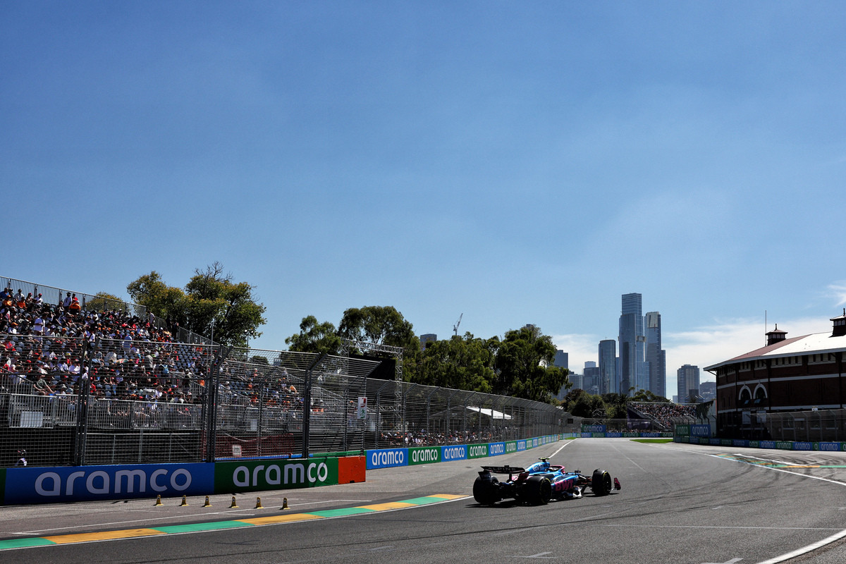 F1 news: VIDEO: Recap of Day 1 at the F1 Australian Grand Prix ...