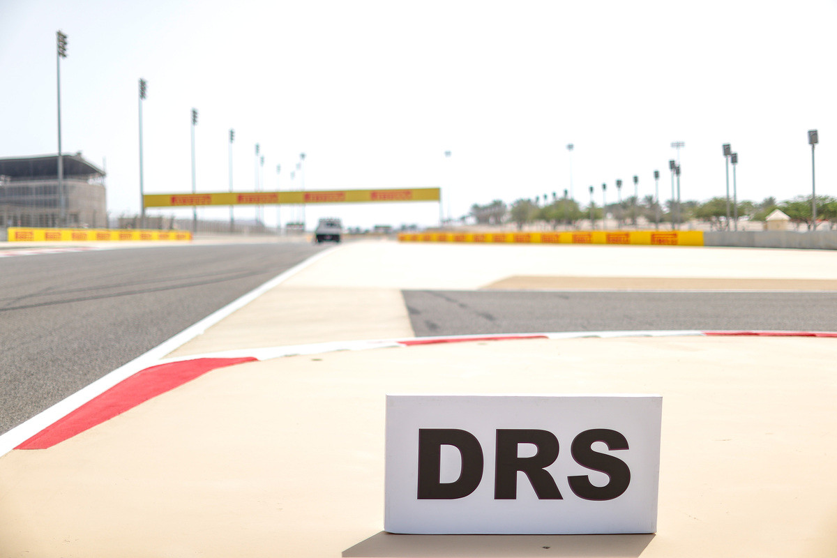 What does DRS mean? How F1 drag reduction system works - Speedcafe.com