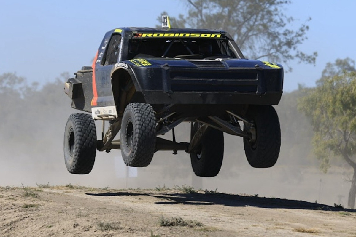 Offroad news: Robinson brothers continue fight for AORC title ...