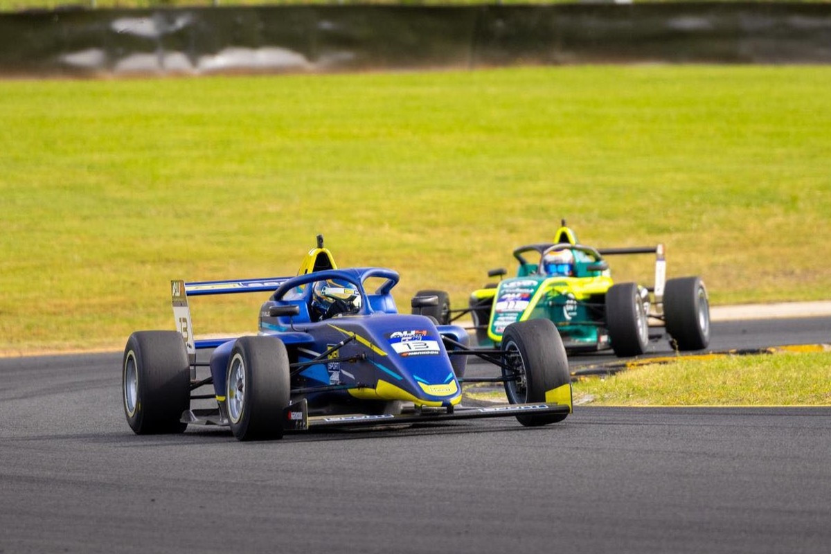 National news: Noah Killion wraps up AU4 title at Sydney Motorsport ...