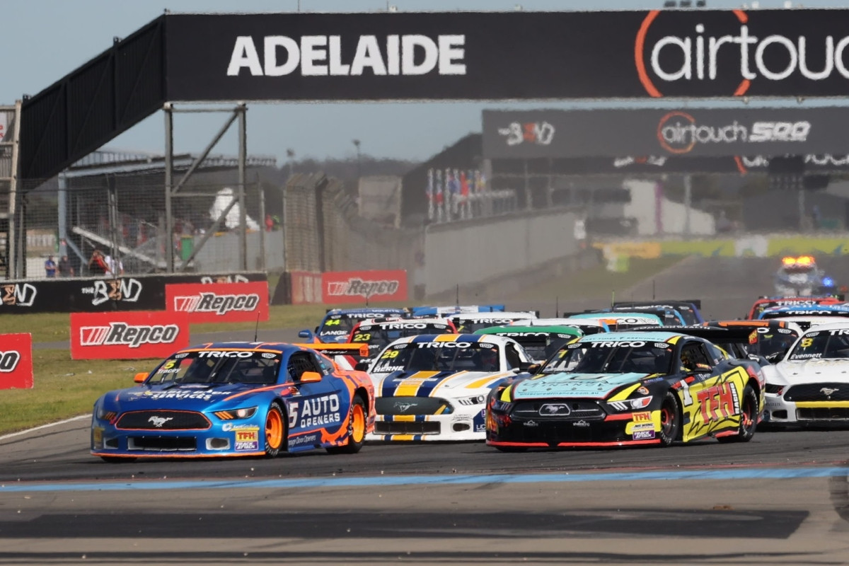 National news: Breakthrough wins for 18-year-old Tracey at The Bend ...