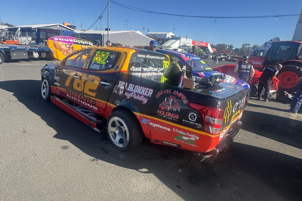 Bathurst 1000 news: V8 SuperUte to race again despite $30,000 rollover - Speedcafe.com
