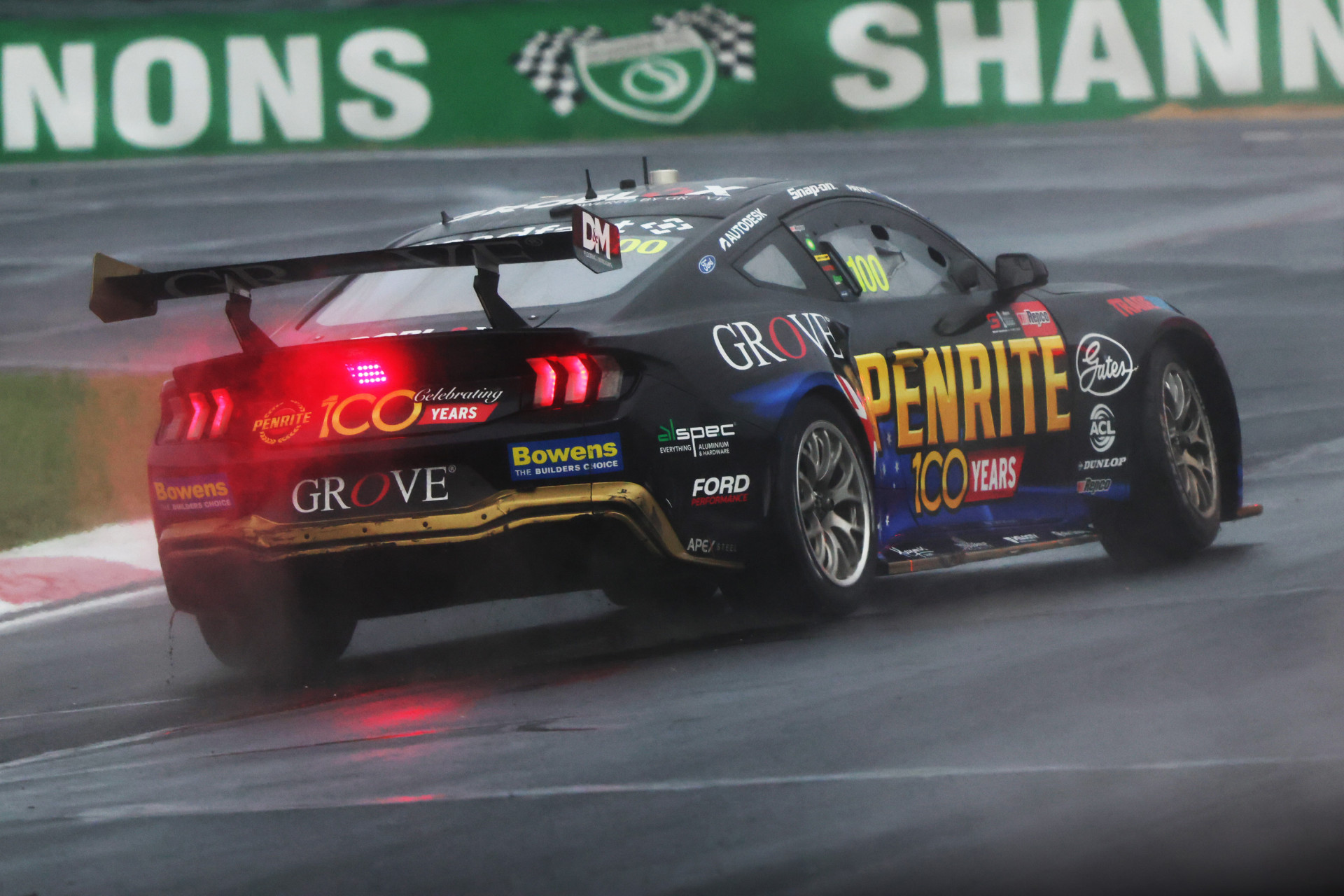 Supercars news: Bathurst 1000 winners Grove Racing sign Tim Slade ...