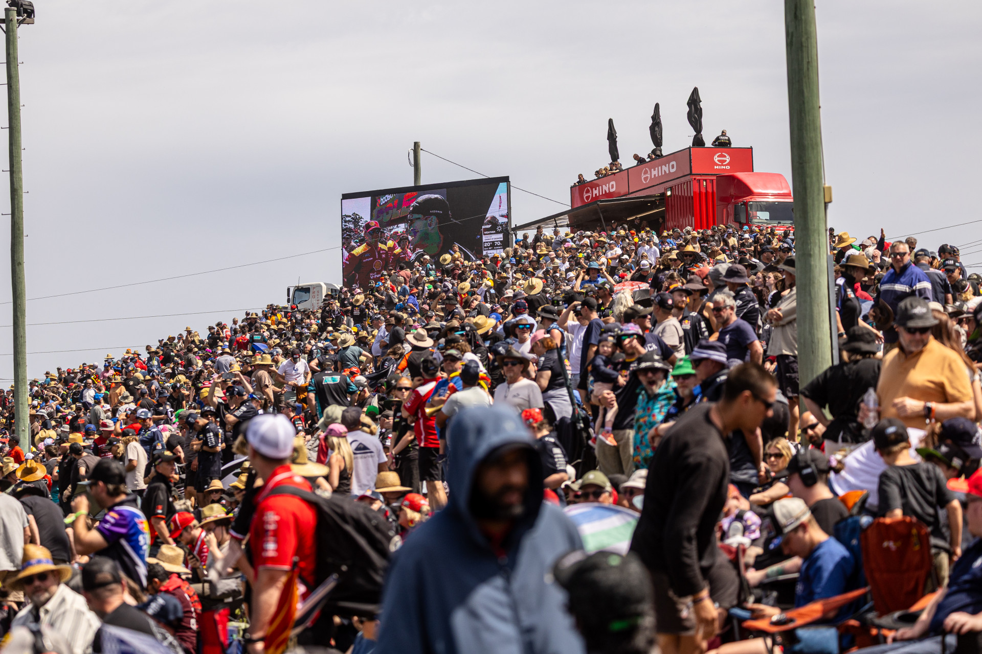 Supercars releases 2025 Bathurst 1000 crowd attendance figure ...