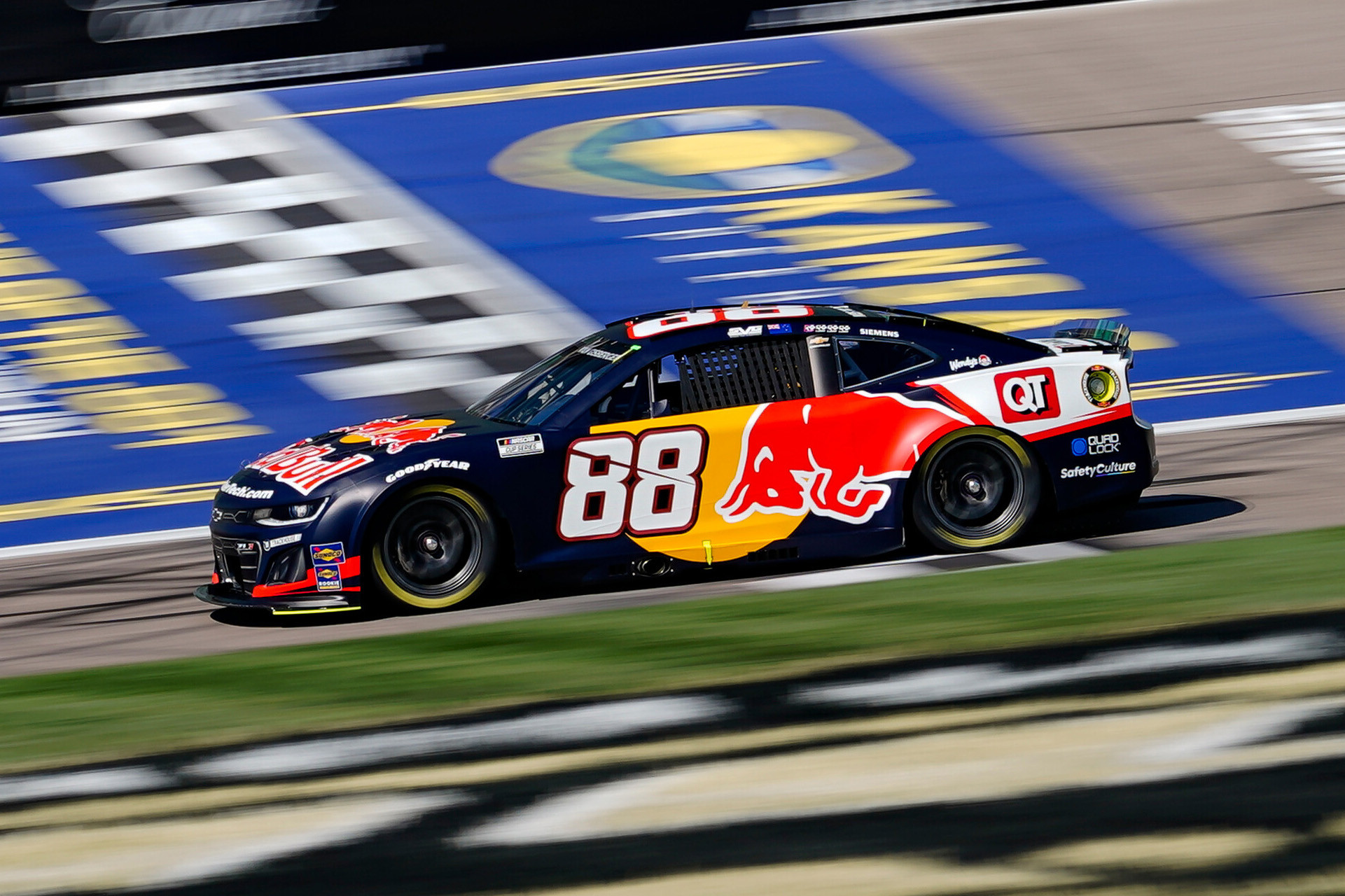 Shane van Gisbergen's Red Bull Chevrolet Camaro makes top 10 most-sold die-cast list - Speedcafe.com