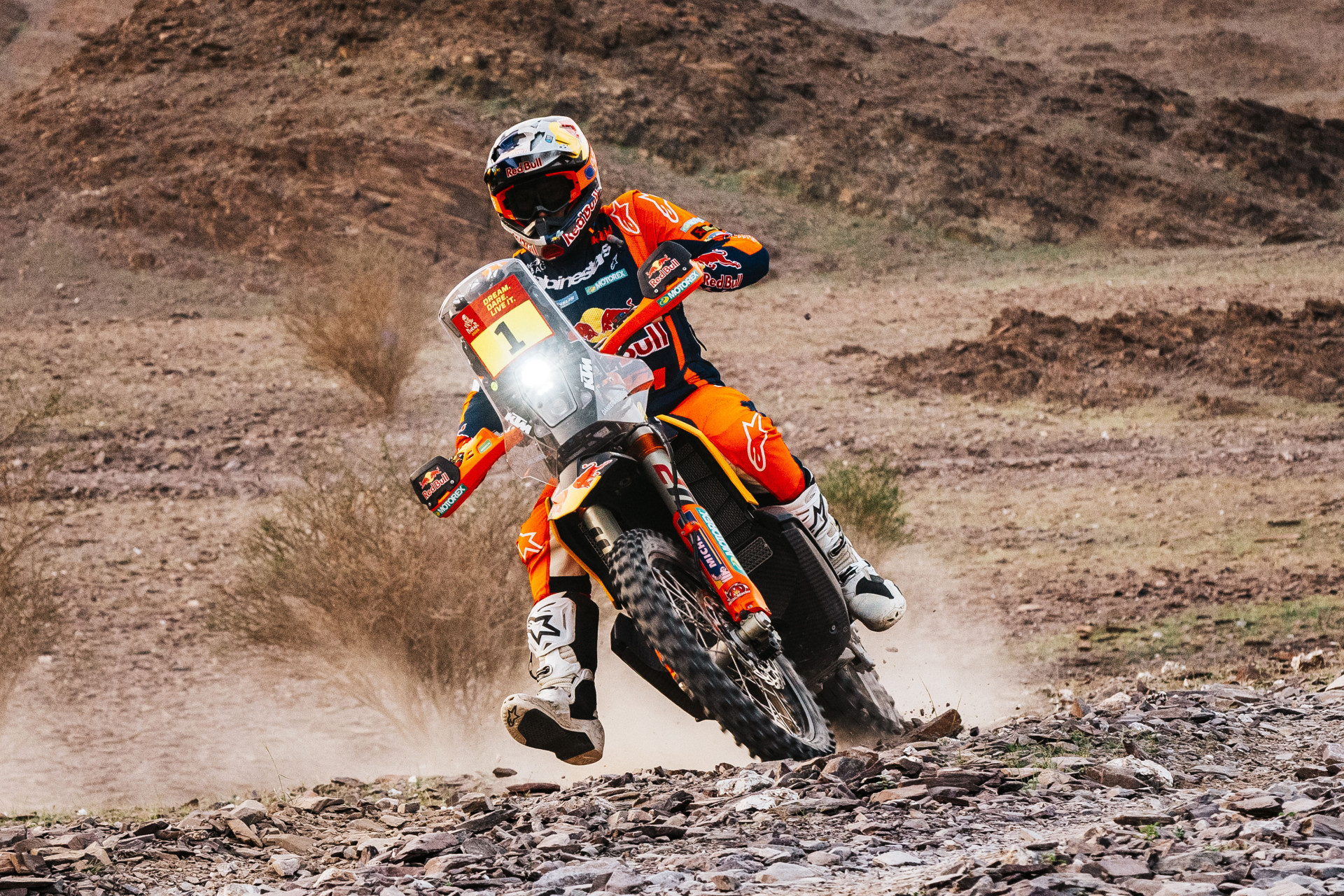 Daniel Sanders strikes back to take Dakar Rally lead after Stage 2 ...