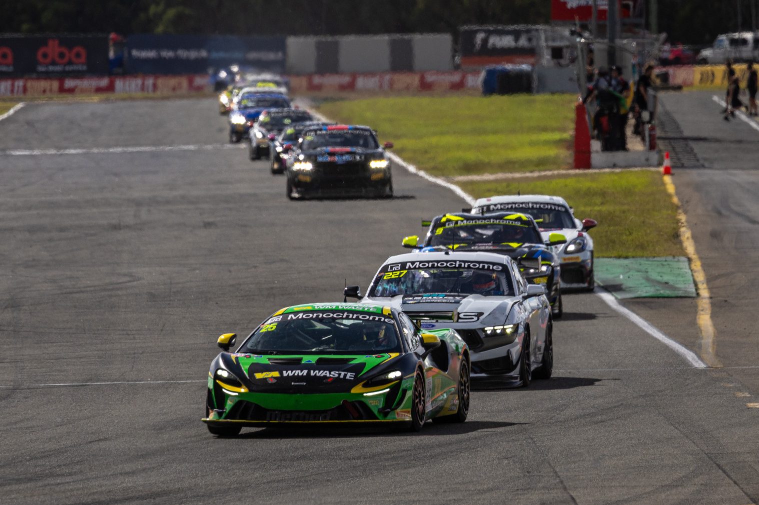 Hayman/Murray win chaotic GT4 Australia QR finale - Speedcafe.com