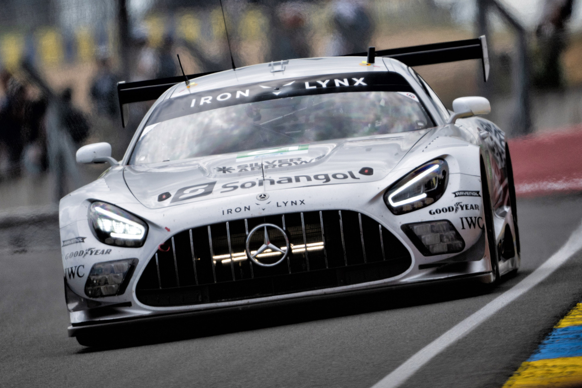 Le Mans news: Yasser Shahin Porsche strikes trouble, Martin Berry ...