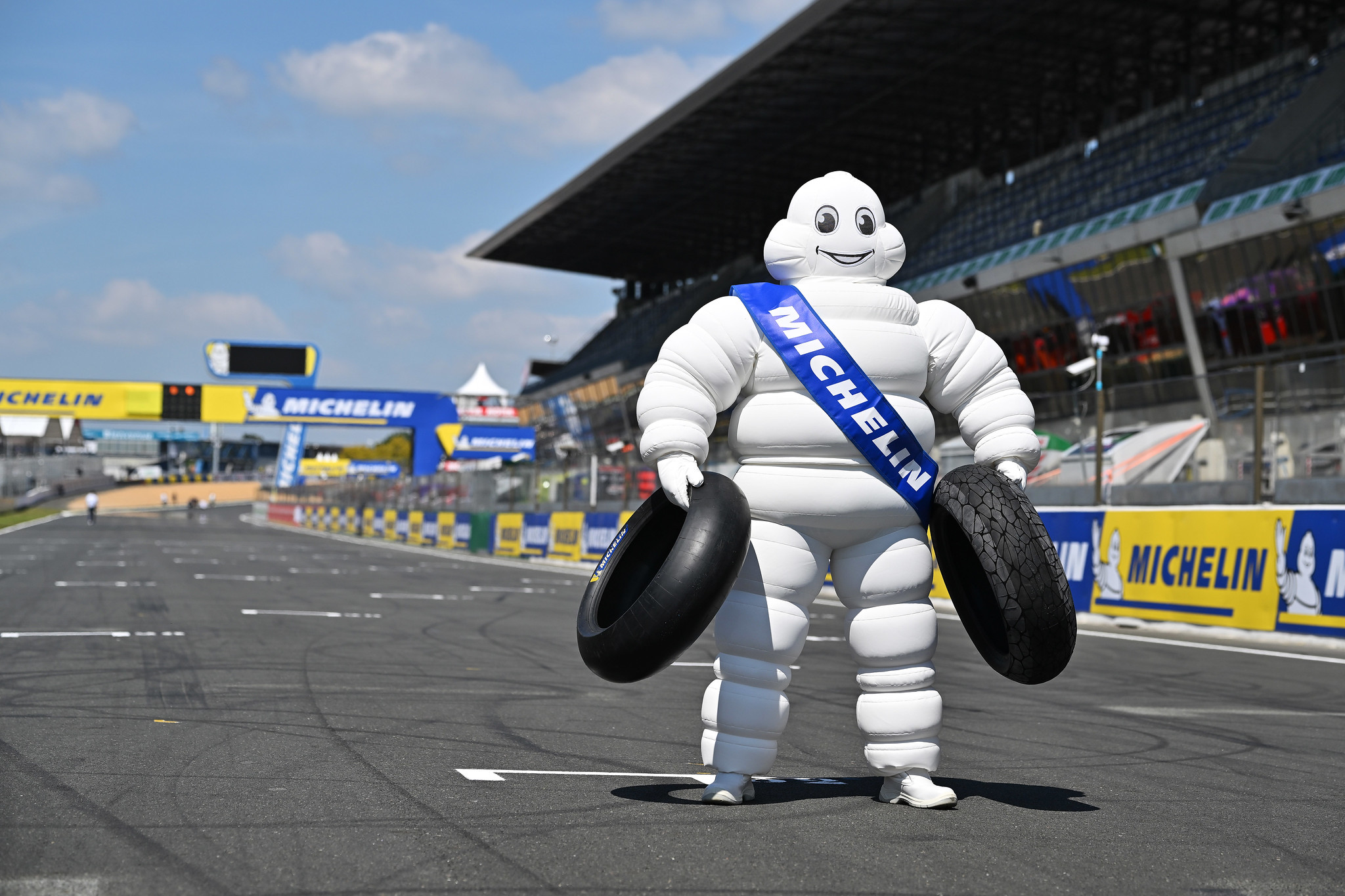 Event Guides news: Michelin Race Guide: Michelin Grand Prix de France ...