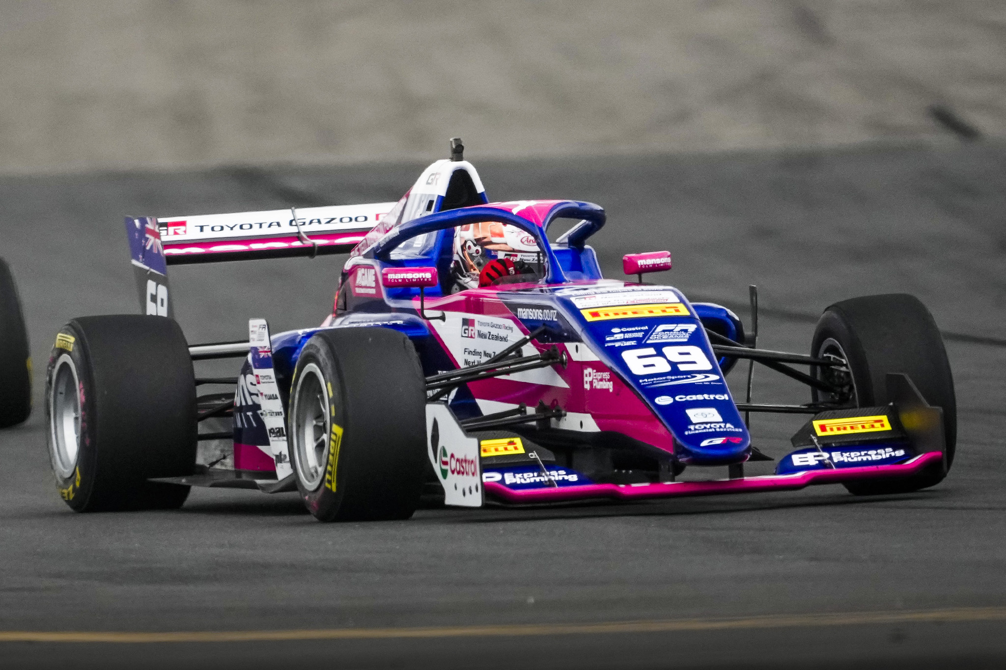 Sebastian Manson gets breakthrough Formula Regional Oceania win ...