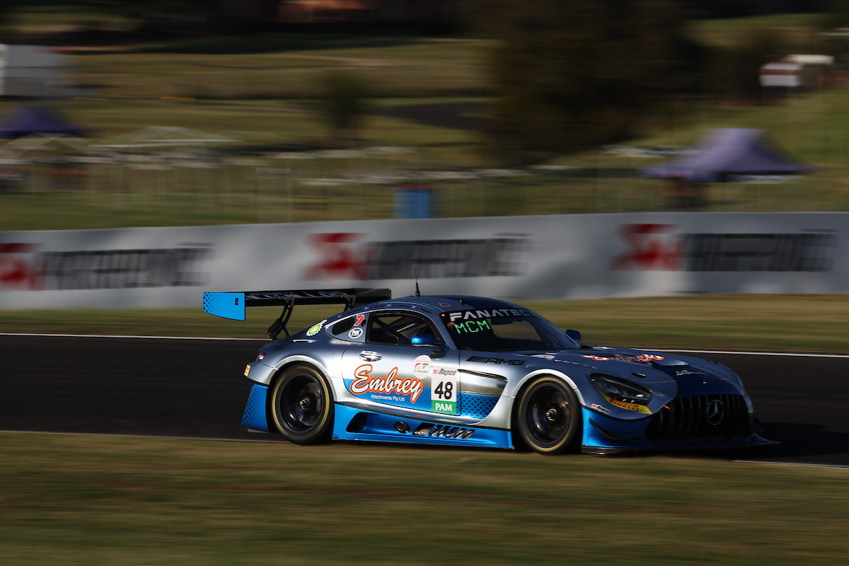 Bathurst 12 Hour news: Erebus-supported Mercedes fastest in Bathurst 12 ...