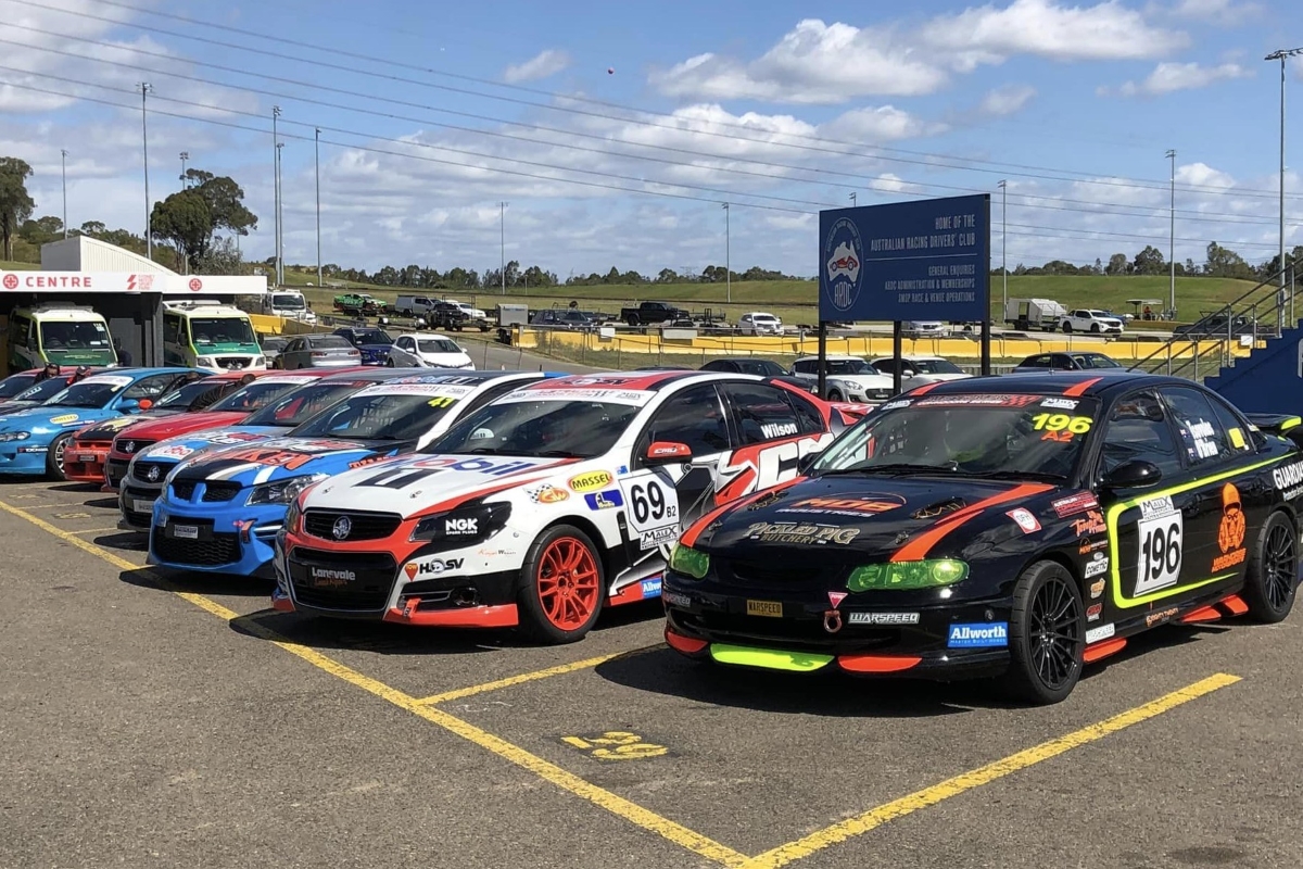 National news: One-make series for Holden Commodores debuts at SMP ...