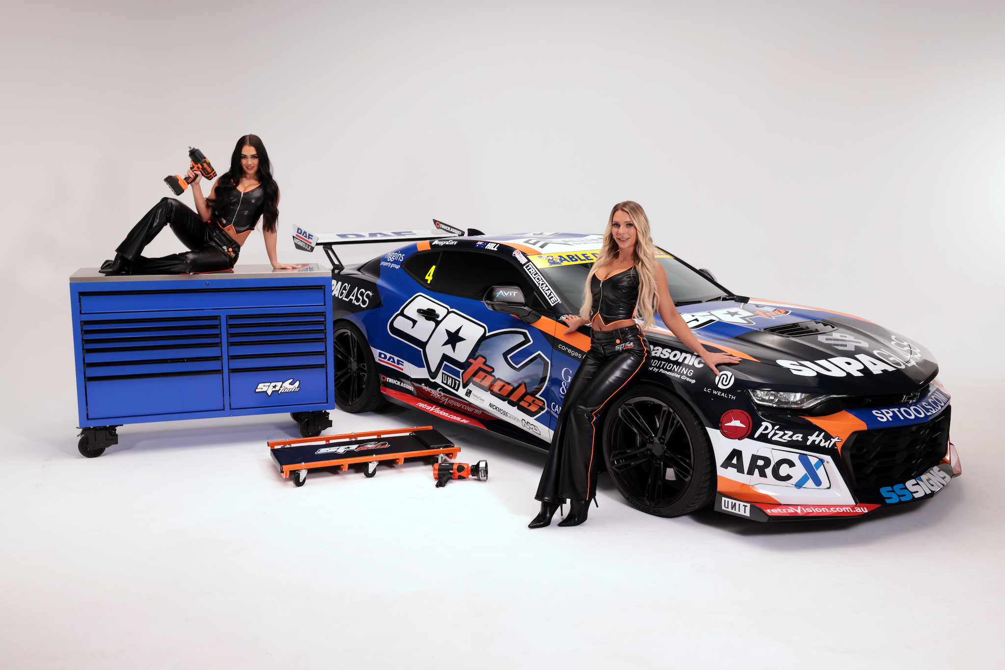 Supercars news: Grid girls to make a comeback to Supercars - Speedcafe.com