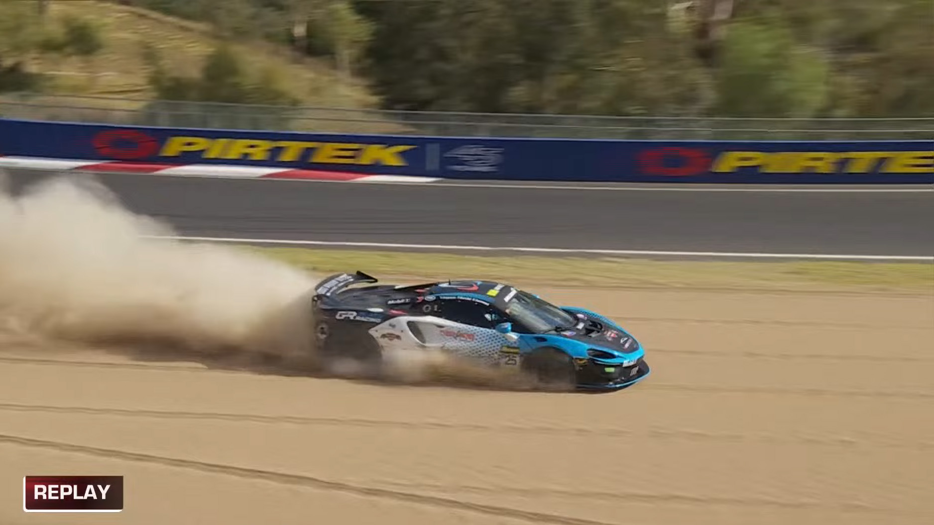 Bathurst 12 Hour news: McLaren crash draws first red flag at Bathurst 12 Hour - Speedcafe.com