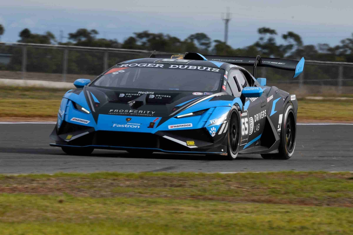 International news: Lambo Super Trofeo win to Wells and Carde at SA ...
