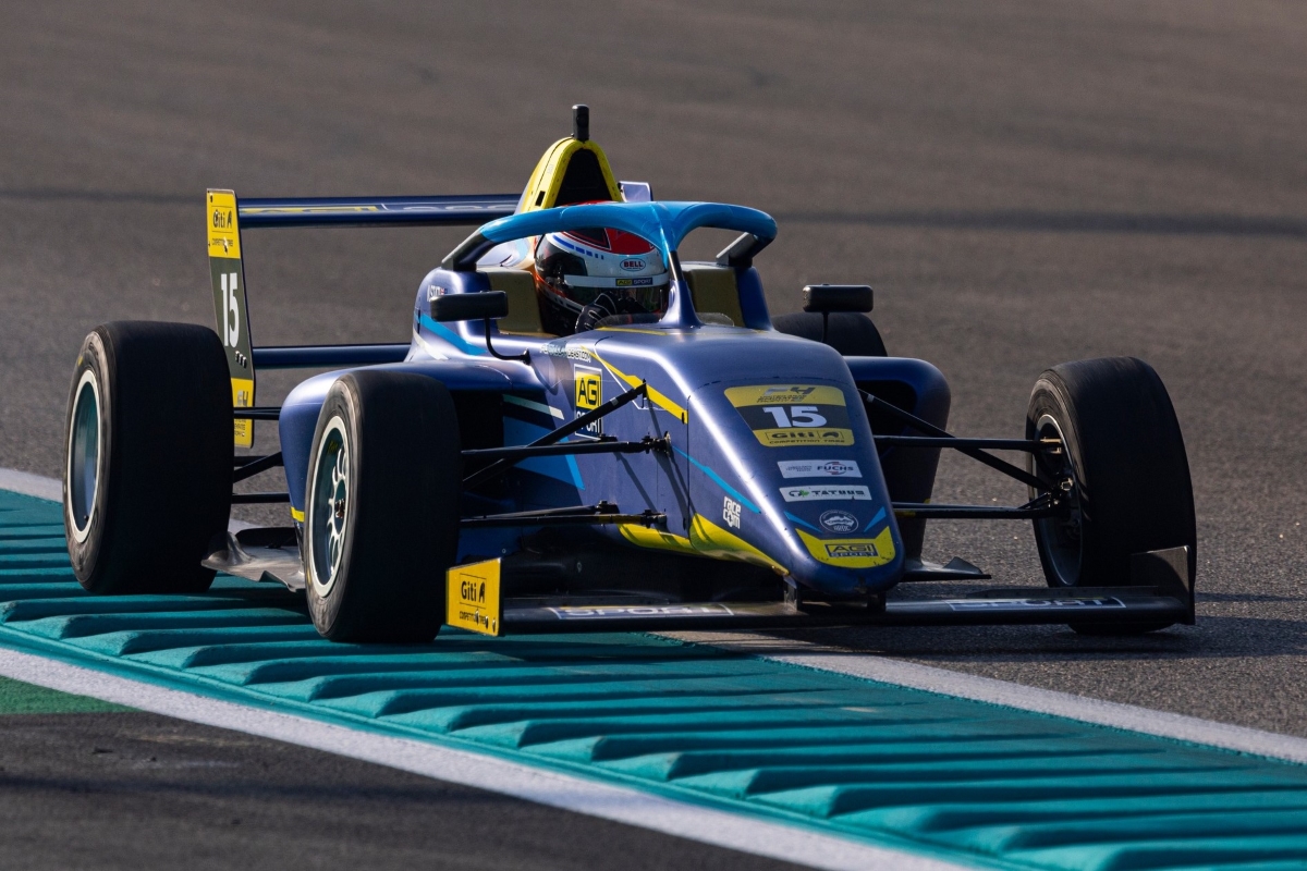 International news: Double podiums for Evans GP in UAE F4 Trophy Series ...